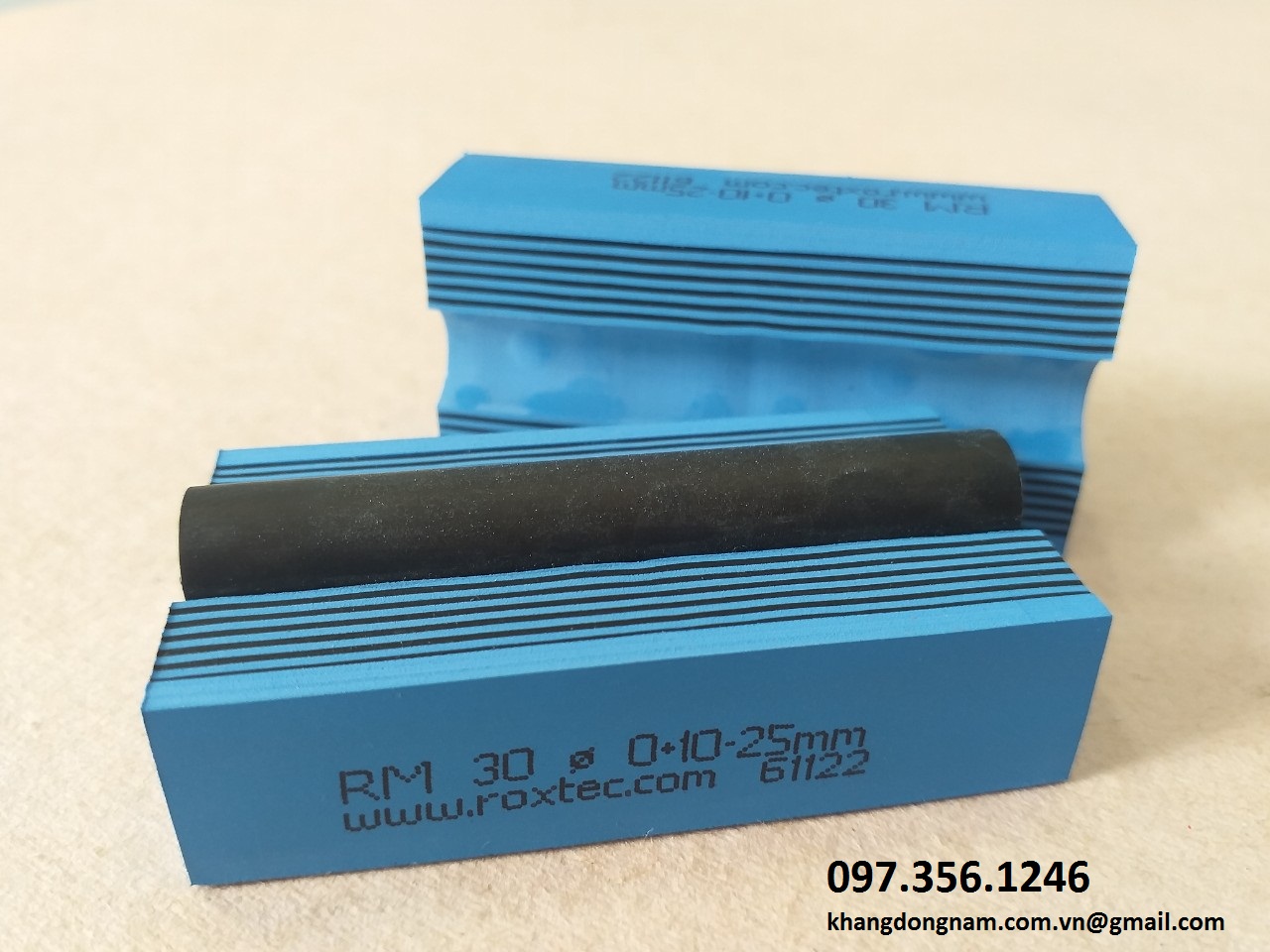 Cửa Sổ Luồn Cáp Roxtec RM 30 - Khang Đông Nam